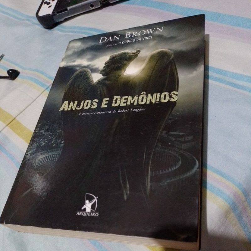Livro Anjos e Demônios | Shopee Brasil