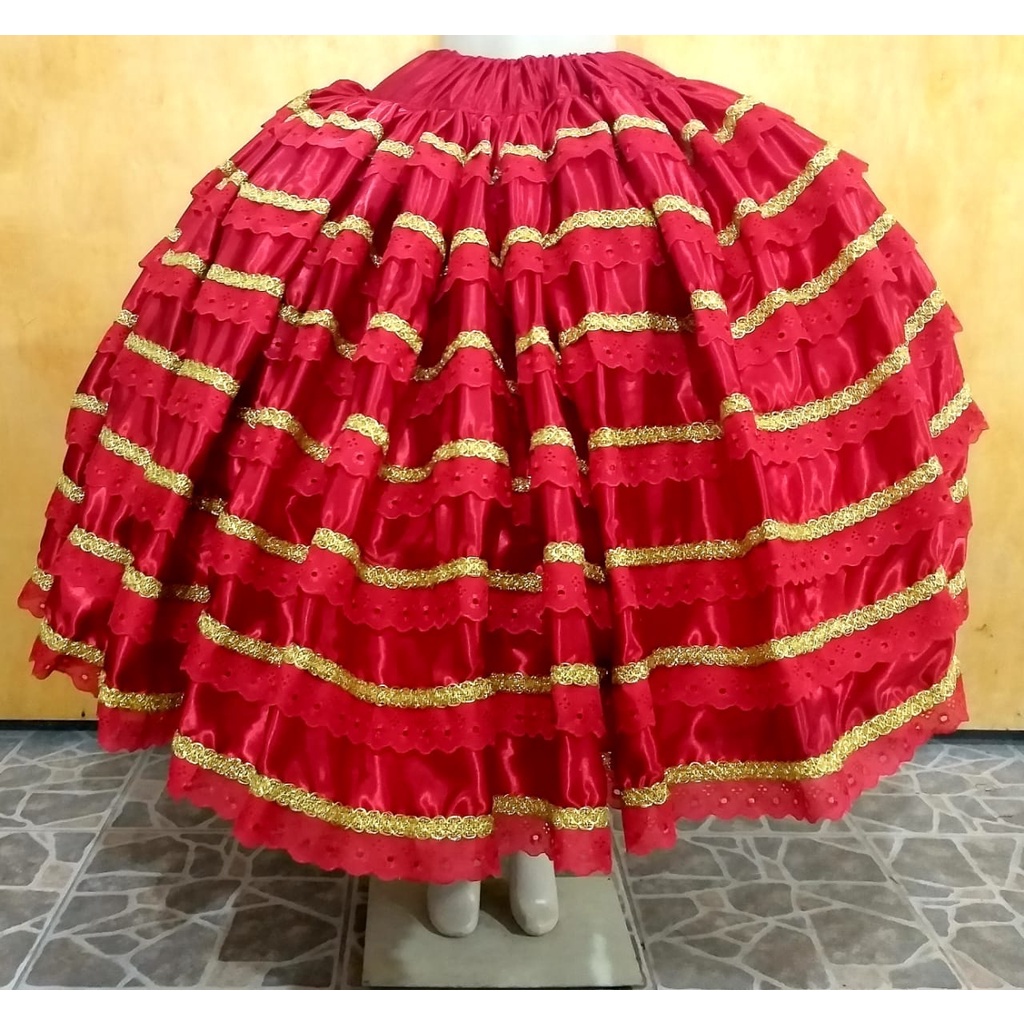 Saia De Luxo -vermelho Com 7 Camadas De Bordado Inglês E Galão - Pomba ...