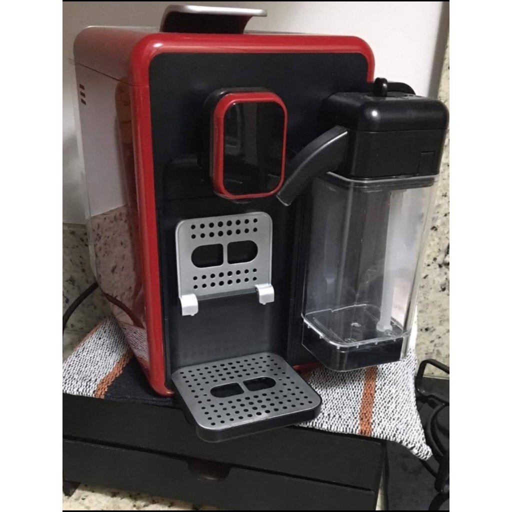 Máquina de cafés e multibebidas bebidas três corações modelo barista ...