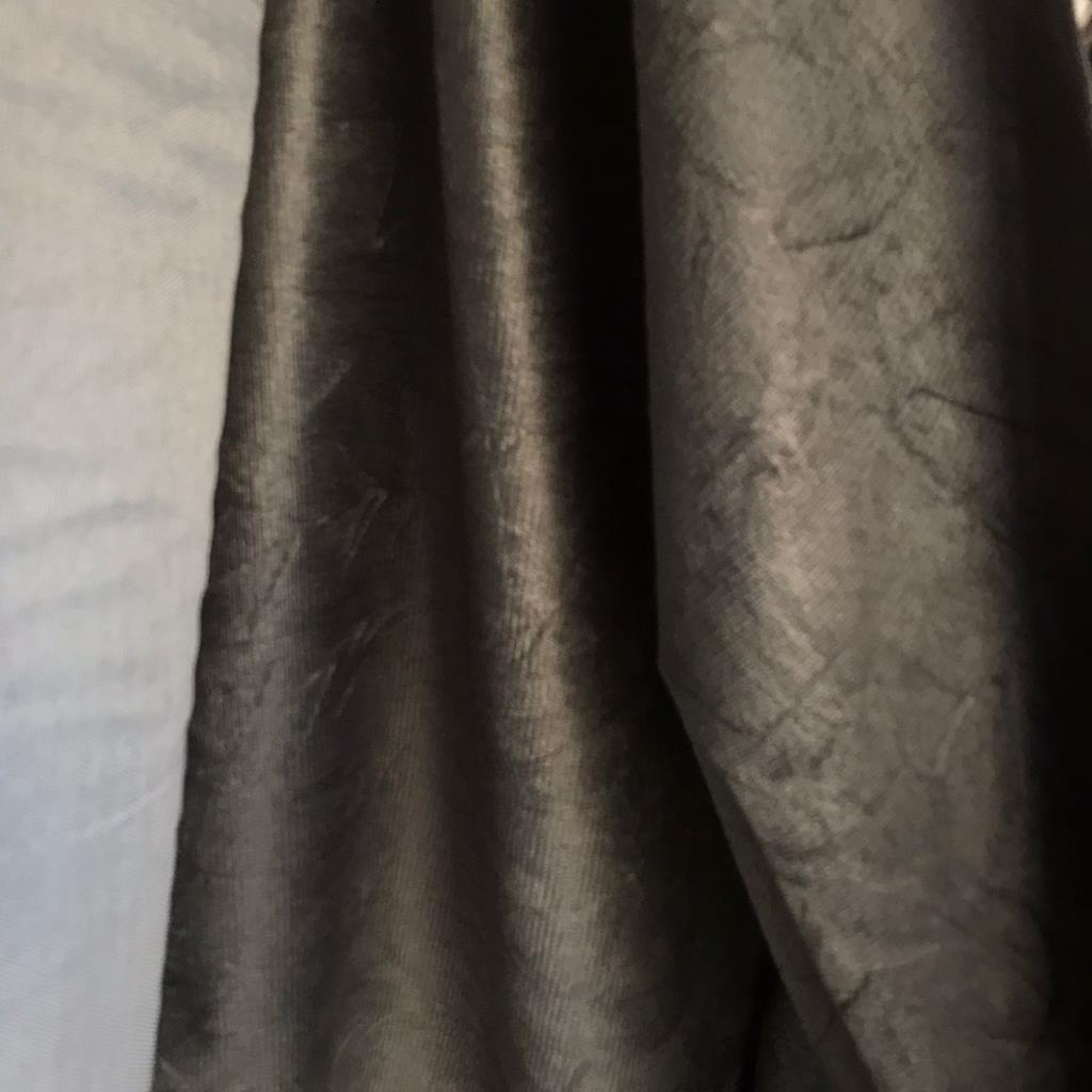 Tecido Suede Amassado Grafite - Vendido por Metro | Shopee Brasil