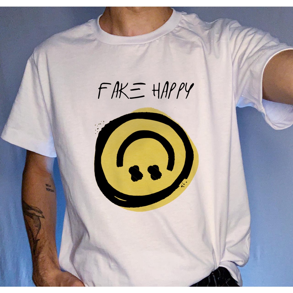 T-Shirt Paramore Fake Happy - Camiseta Unissex - Escorrega o Preço