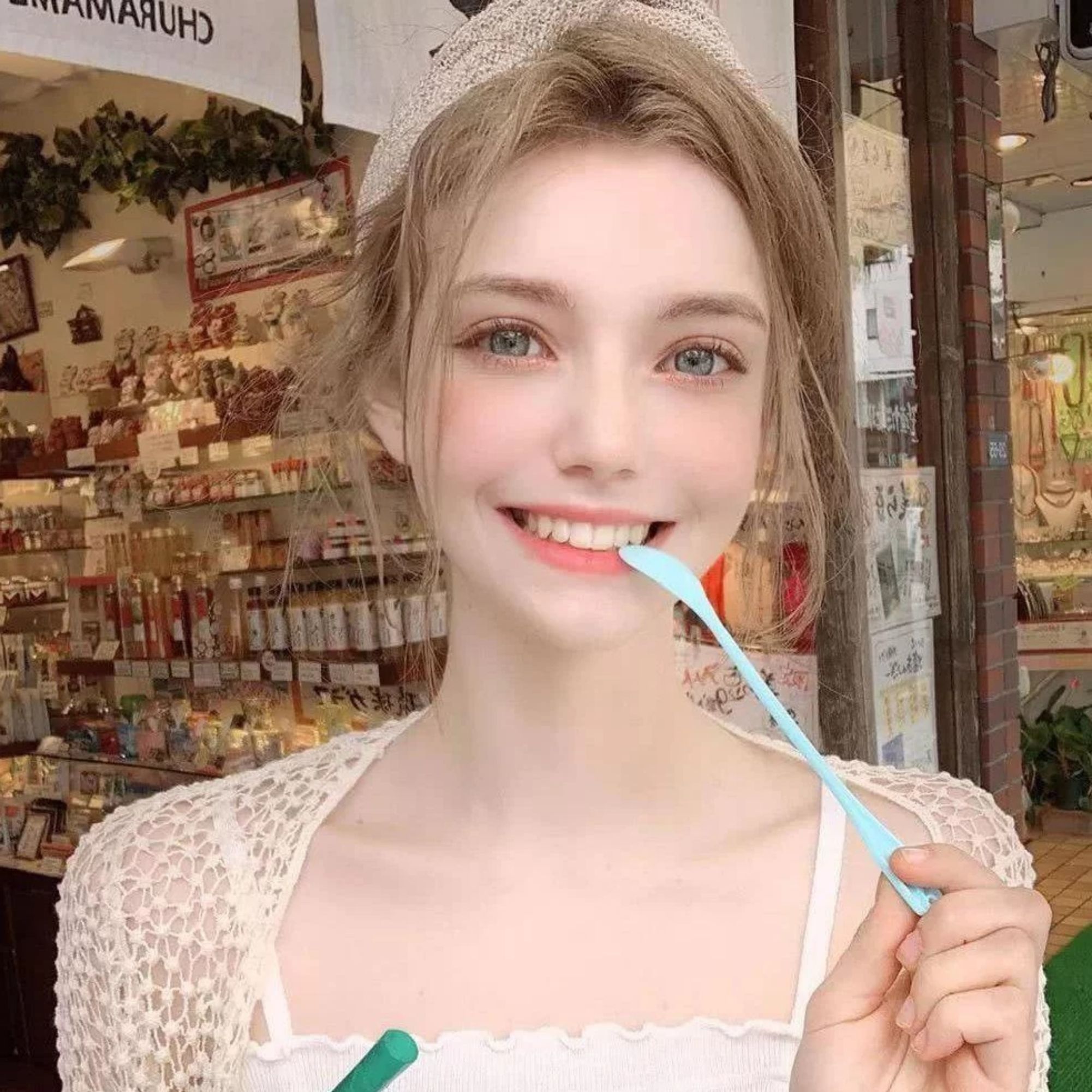 Bolsa/Camiseta/Calças Jeans /Etc, Loja Online | Shopee Brasil