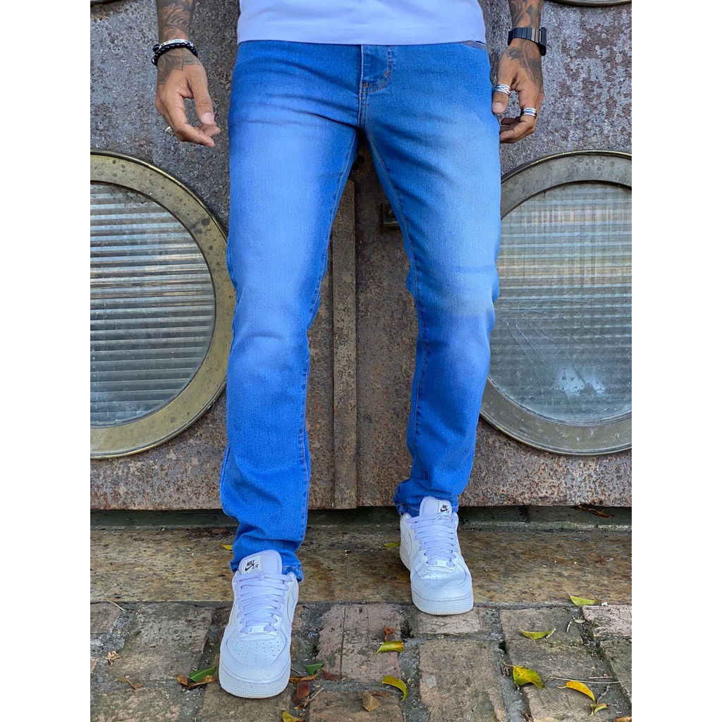 Calça Jeans Masculina Corte Reto Tradicional Não é Justa Rasgada De