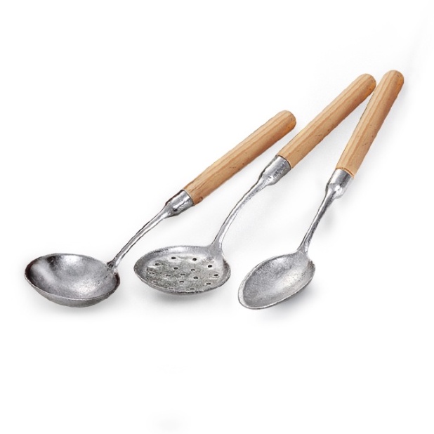Kit Talher com 3 - Concha, Colher, Escumadeira | Shopee Brasil