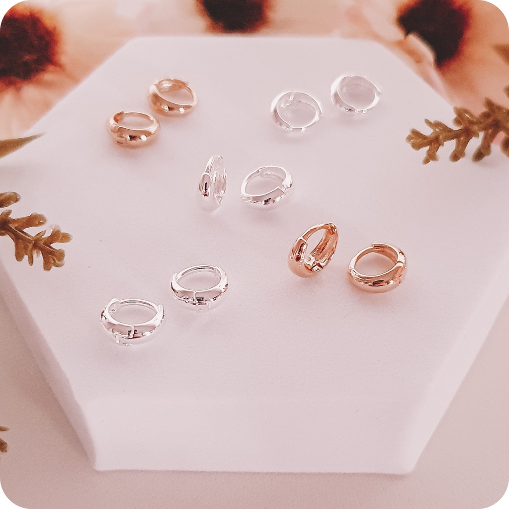 Mini Argolinha Click Lisa Banhada a Ouro | Shopee Brasil