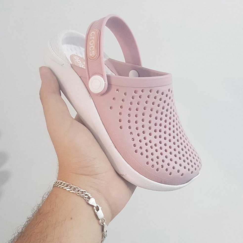 Crocs Literide Infantil Feminino e Masculino Leve e Confortável ...