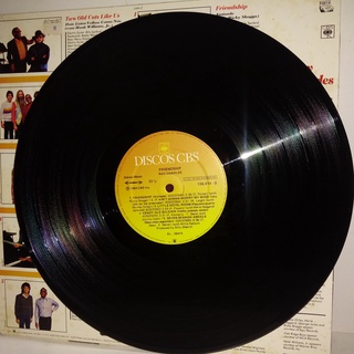 LP VINIL RAY CHARLES-FRIENDSHIP 1984/AM89 | Shopee Brasil