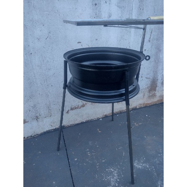 Churrasqueira de roda | Shopee Brasil