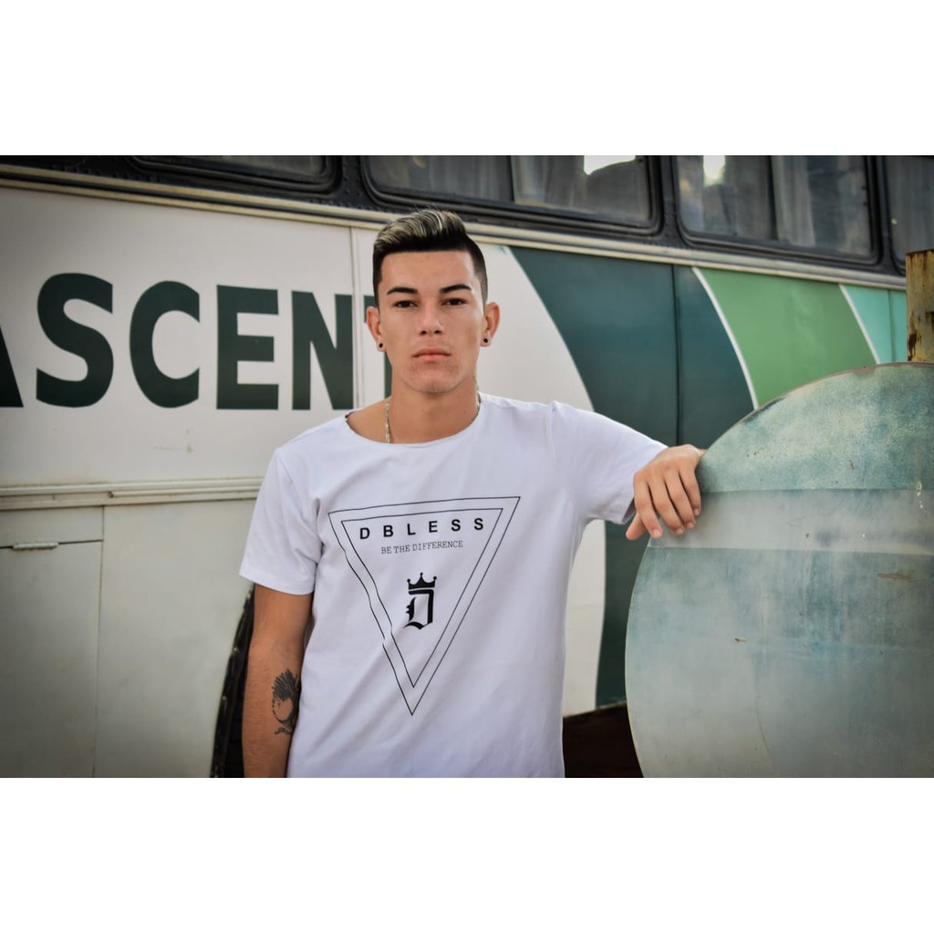 Camisa longline dbless triangulo (unissex) | Shopee Brasil