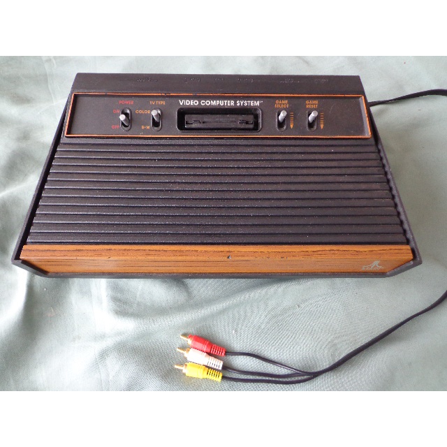 Atari 2600 Wood Frente De Madeira - Escorrega o Preço