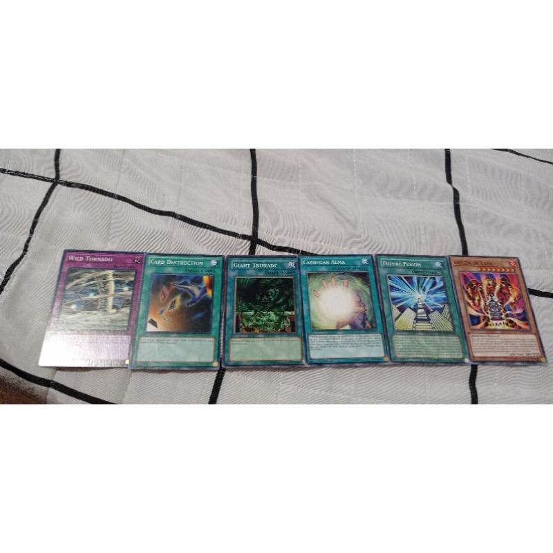 Yu-Gi-Oh 20 Cartas Hunter / Staples | Shopee Brasil