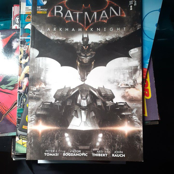 Batman: Arkham Knight - Vol.1 (Usado) | Shopee Brasil