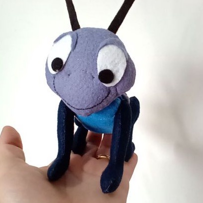 Grilo Gri-Li (Personagem do filme Mulan - Disney) confeccionado em ...