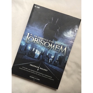 Livro - A maldição do lobisomem | Shopee Brasil