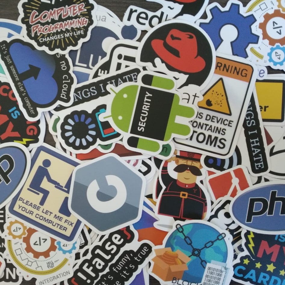 Adesivo para notebook Tecnologia e Linguagens de Programação (21 ao 39 ...