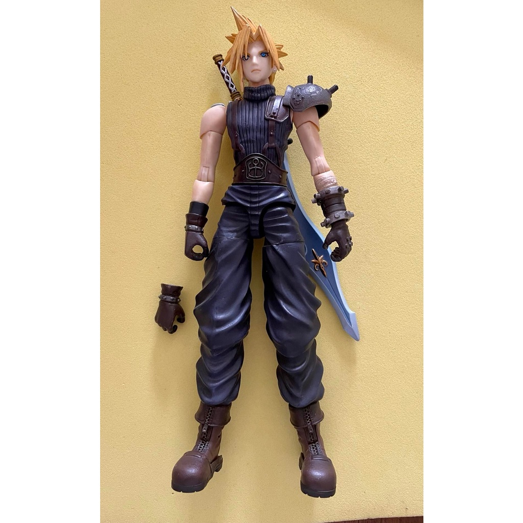 Action Figure Cloud Strife N. 1 Final Fantasy Vii Sem Caixa - Desconto ...