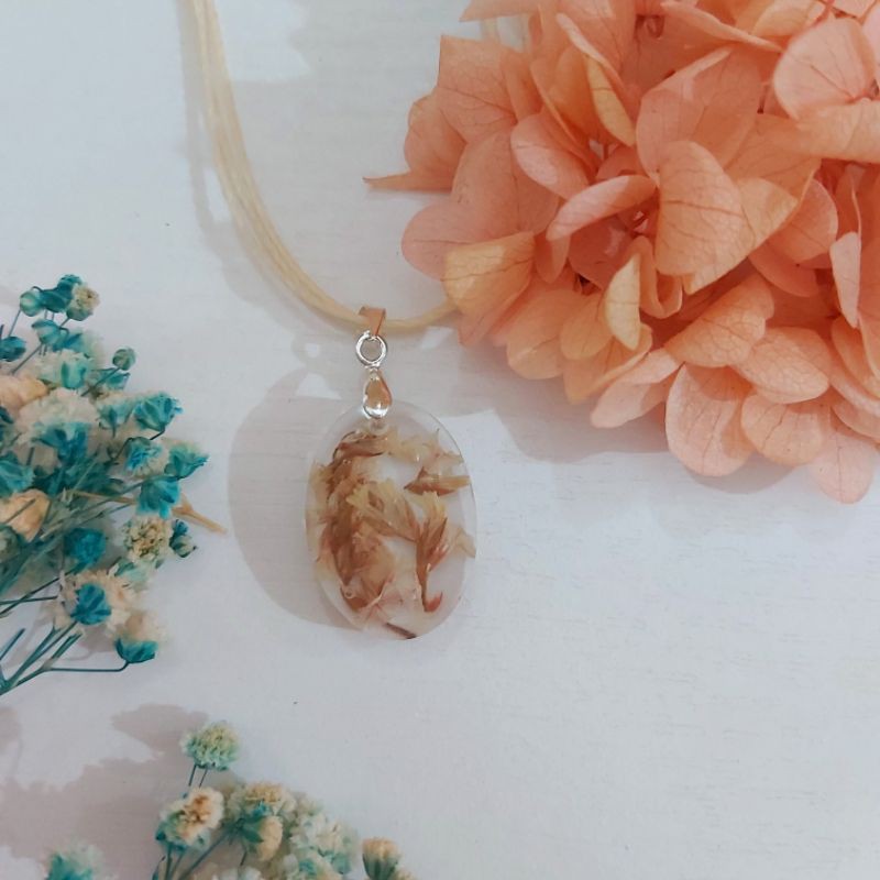 Colar de Flor Natural em Resina (Orobanche Minor) | Shopee Brasil