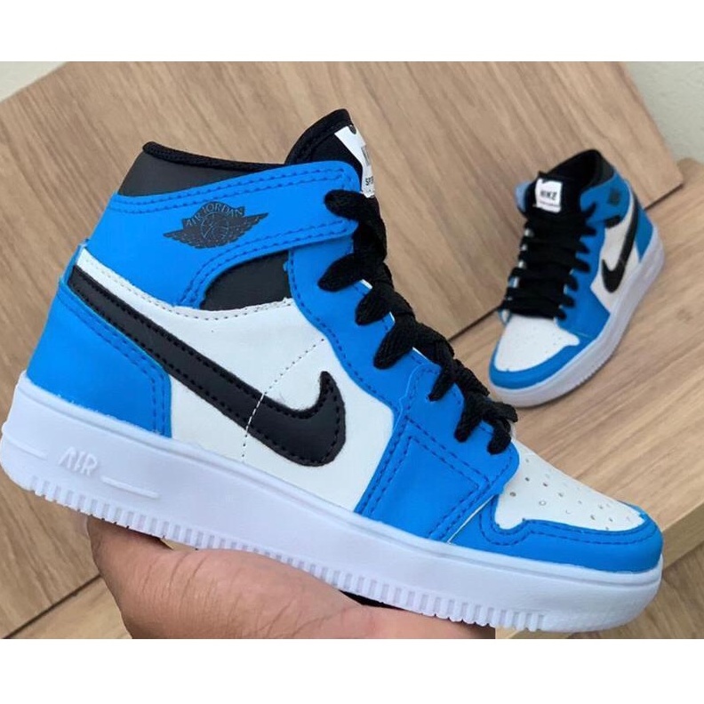 Tênis NK Air Jordan 1 Retro Azul Bebe Branco Infantil - Escorrega o Preço