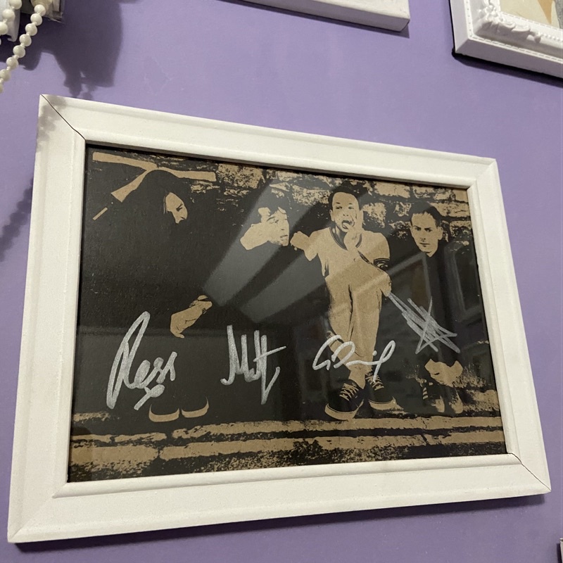 the 1975 card autografado oficial importado notes on a conditional form ...