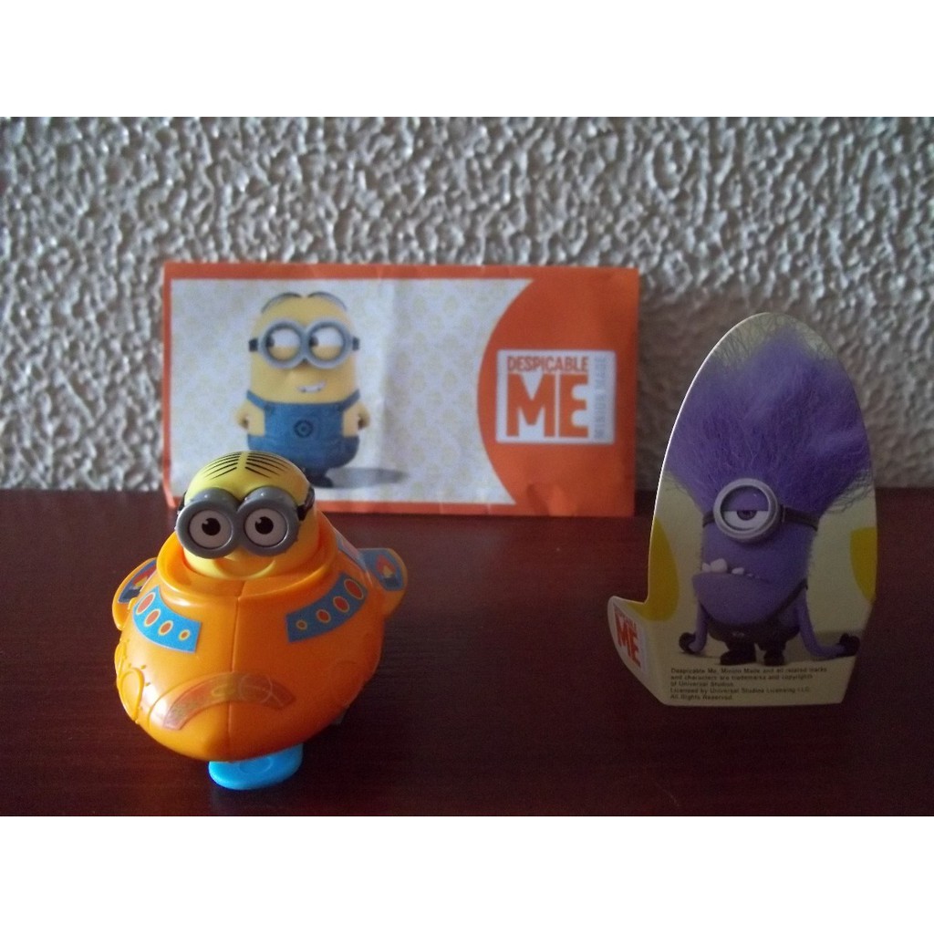 Miniatura Kinder Ovo Maxi - Minion Em Nave- Malvado Favorito | Shopee ...