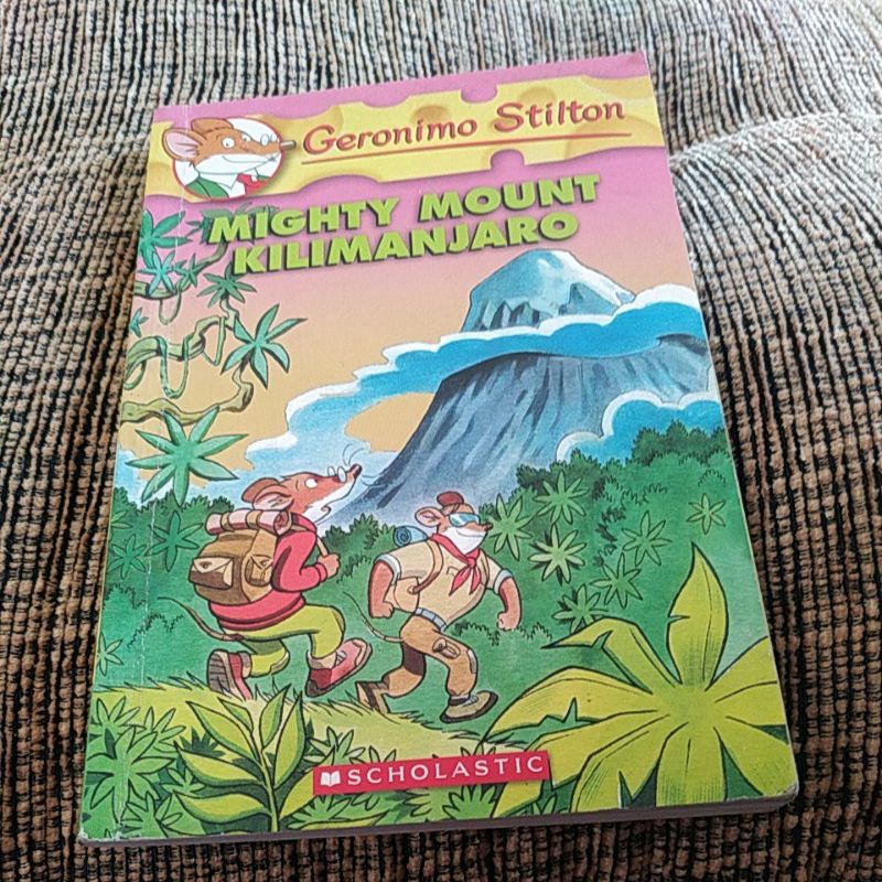 Livro Mighty Mount Kilimanjaro , Geronimo Stilton - 3 C | Shopee Brasil