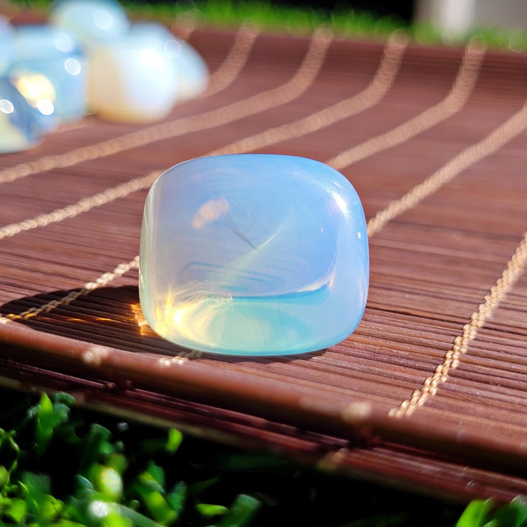 Pedra Da Lua Rolada 100g Semi Preciosas | Shopee Brasil