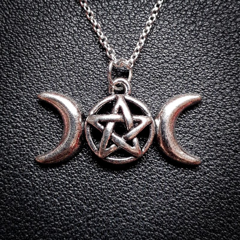 Colar TRILUNA , Lua tríplice, Lua Tripla, witch, wicca, witchcraft ...