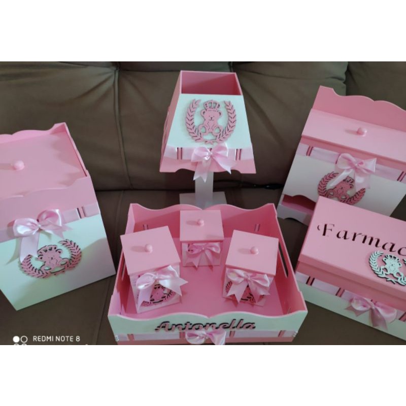 kit higiene bebe mdf decorado rosa farmacinha+nome brinde - Desconto no ...