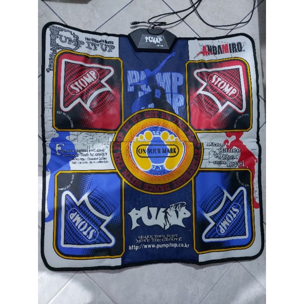 Tapete Pump It Up para PC antigo Andamiro Banya - Corre Que Ta Baratinho