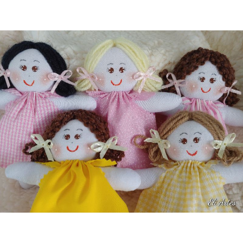 Mini boneca de pano | Shopee Brasil