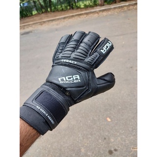 Nga - Luva De Goleiro Legacy - Original | Shopee Brasil