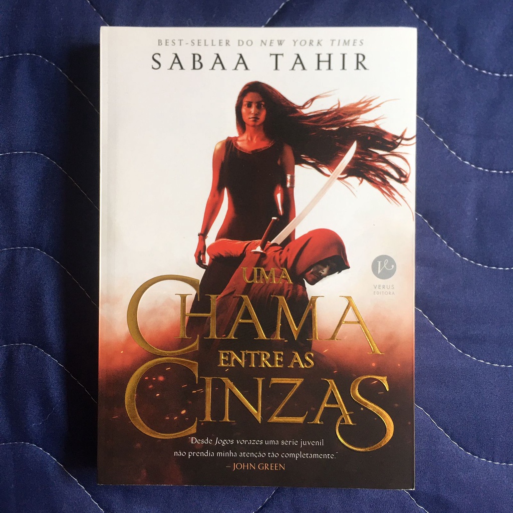 Uma Chama Entre as Cinzas - Sabaa Tahir | Shopee Brasil