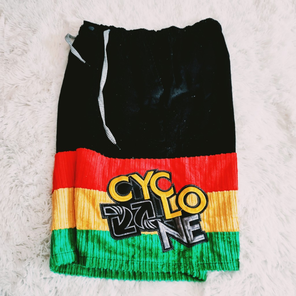 Bermuda Cyclone Veludo Bob | Shopee Brasil