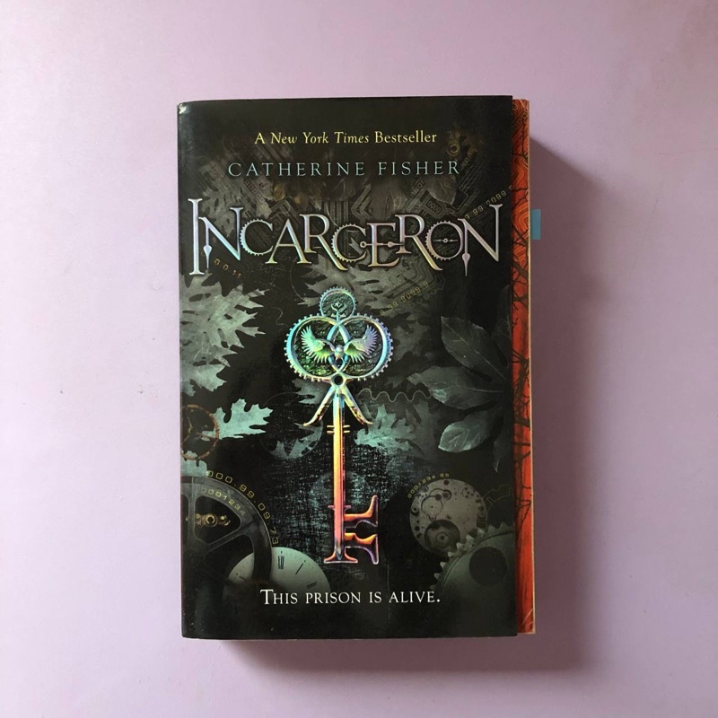 Livro Incarceron (Catherine Fisher) em INGLÊS | Shopee Brasil