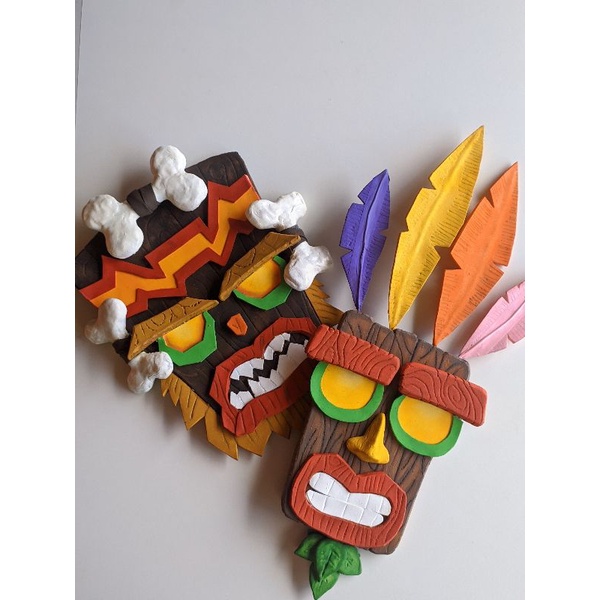 Aku Aku e Uka Uka - Crash Bandicoot | Shopee Brasil