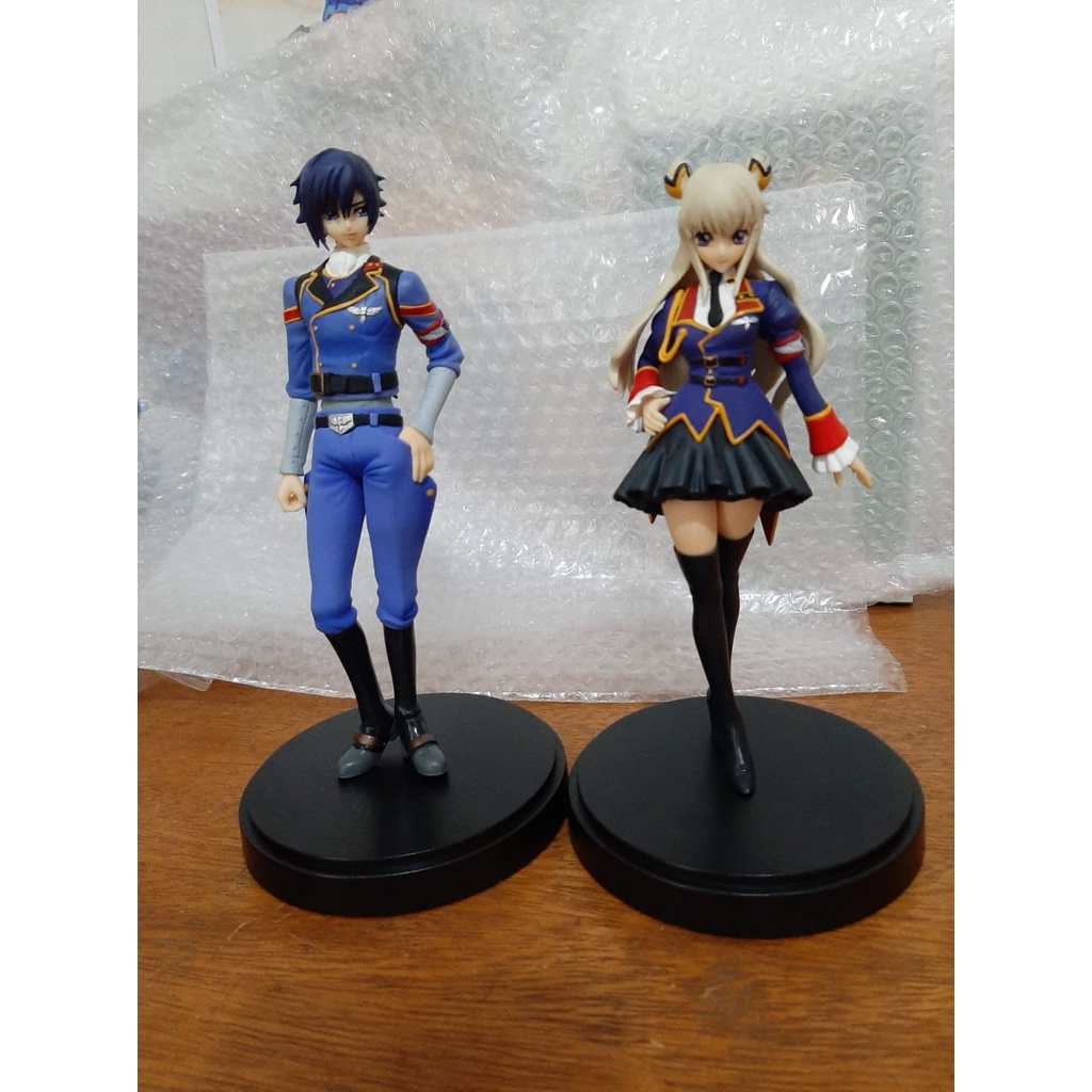 Figures Code Geass - Akito Hyuga e Leila Marcal - Originais | Shopee Brasil