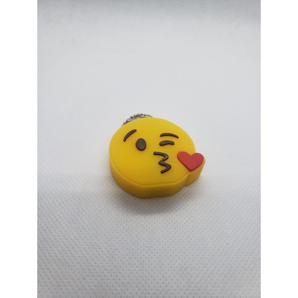 Pendrive Hello Kit e Emoji Whatsapp 8GB | Shopee Brasil