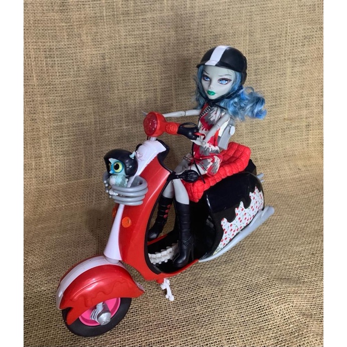 Monster High ; Moto/Scooter da Ghoulia Yelps (não tem os dois óculos e ...