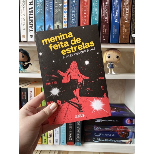 Menina feita de estrelas - Ashley Hering Blake | Shopee Brasil
