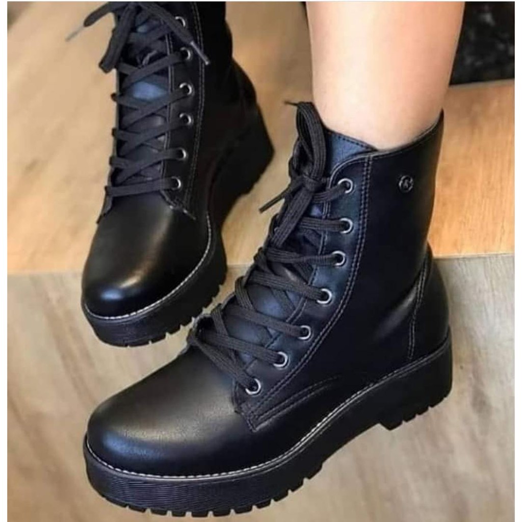 Bota Feminina Coturno Via Marte 2220201 | Shopee Brasil