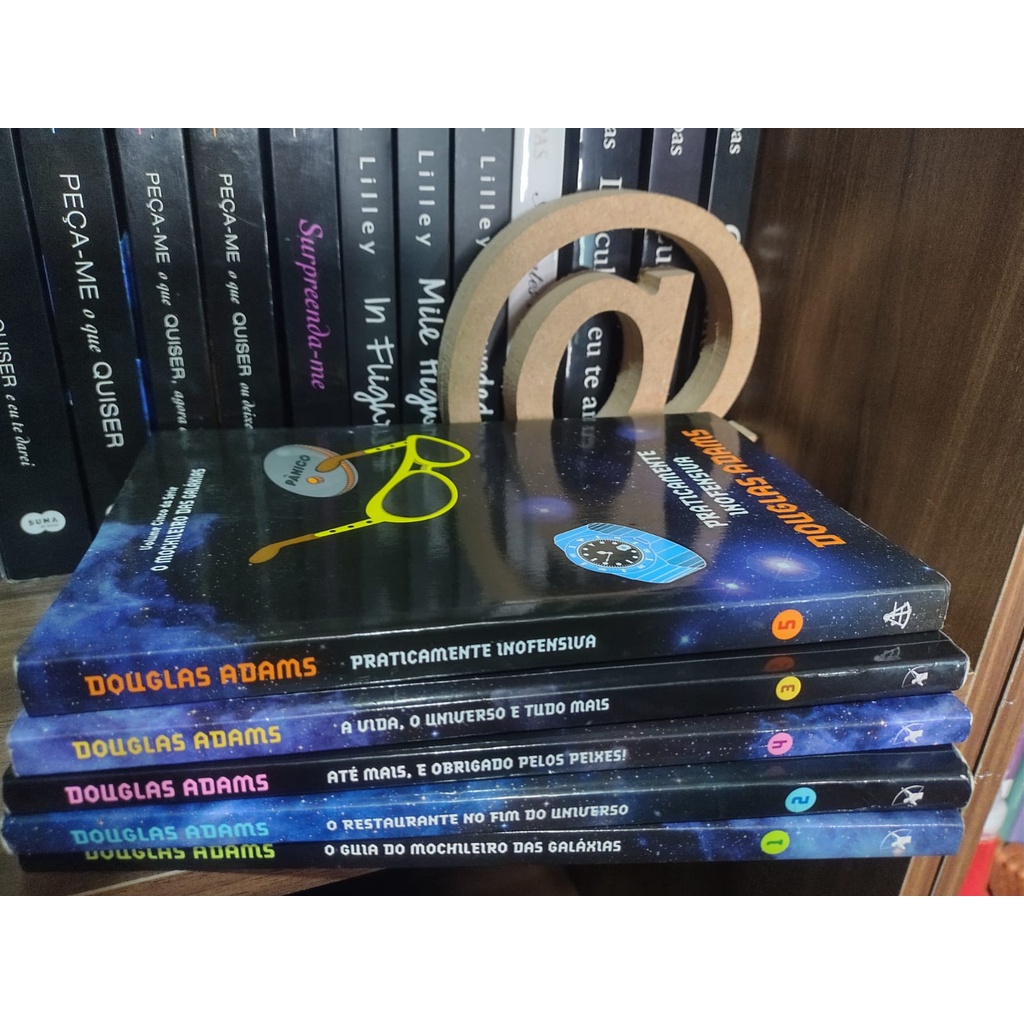 O Mochileiro das galaxias livros de capa comum autor Douglas Adams ...