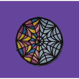 Patch bordado Wandinha e Enid Vitral quarto Ophelia Wednesday | Shopee ...