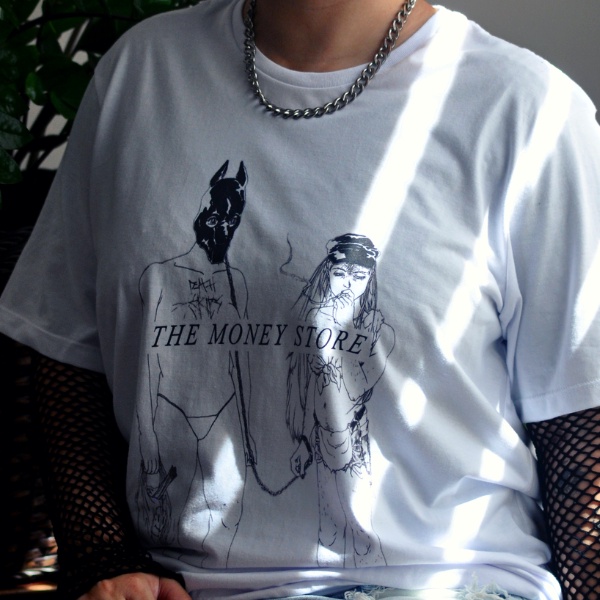 CAMISETA DEATH GRIPS - THE MONEY STORE - Escorrega o Preço