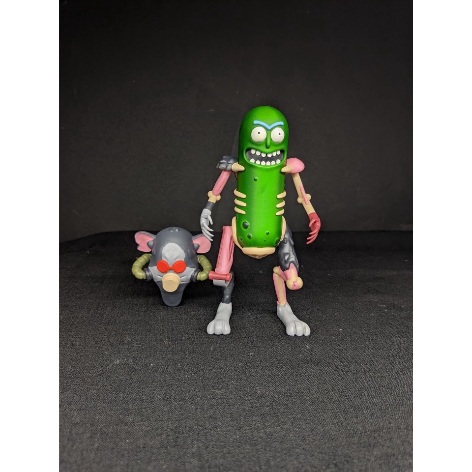 Miniatura Rick e Morty Pickle Rick | Shopee Brasil