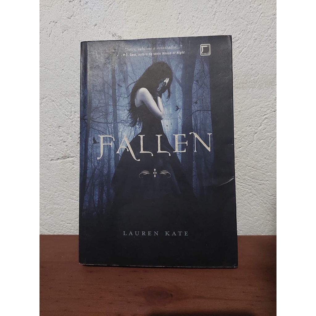 Livro: Fallen - Lauren Kate - Escorrega o Preço