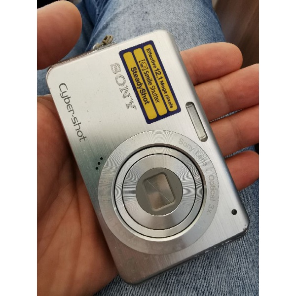 Câmera Digital Cyber Shot Sony 12.1mega pixels - Desconto no Preço