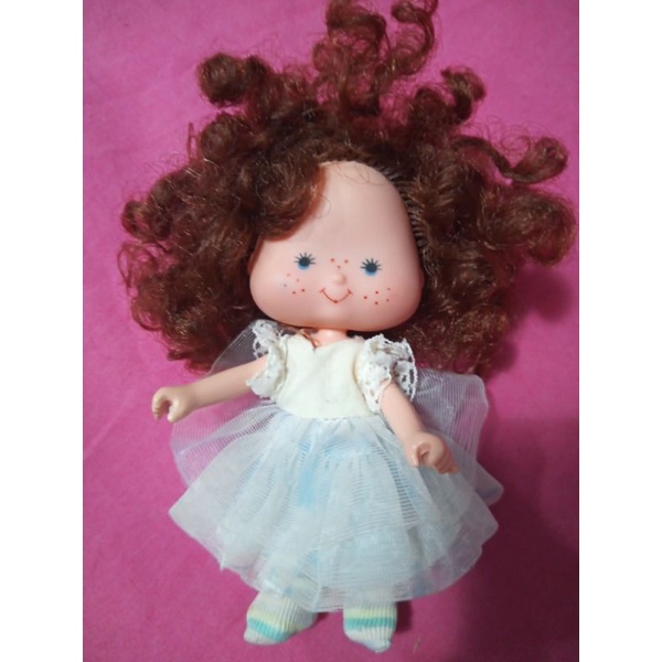 Boneca Moranguinho Cocadinha da Estrela. | Shopee Brasil