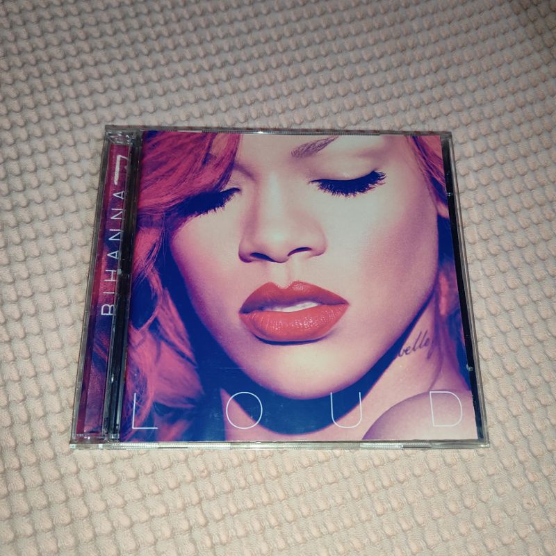 Rihanna Loud Deluxe Album Cover
