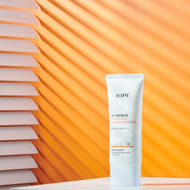 Iope Protetor Solar Uv Shield Essential Spf 50 + + Pa + + 50ml | Shopee ...