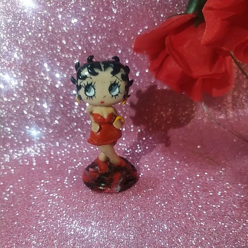 Miniatura Batty Boop em biscuit (mini 6cm ) | Shopee Brasil